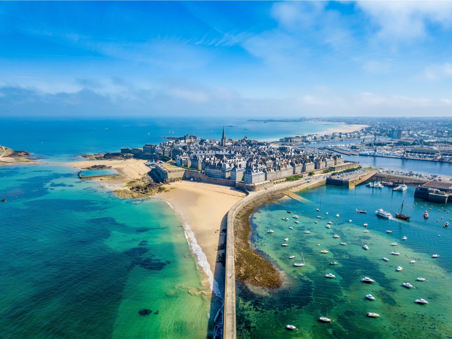 Top 10 des plus belles villes à visiter en Bretagne - Chéri fais tes ...