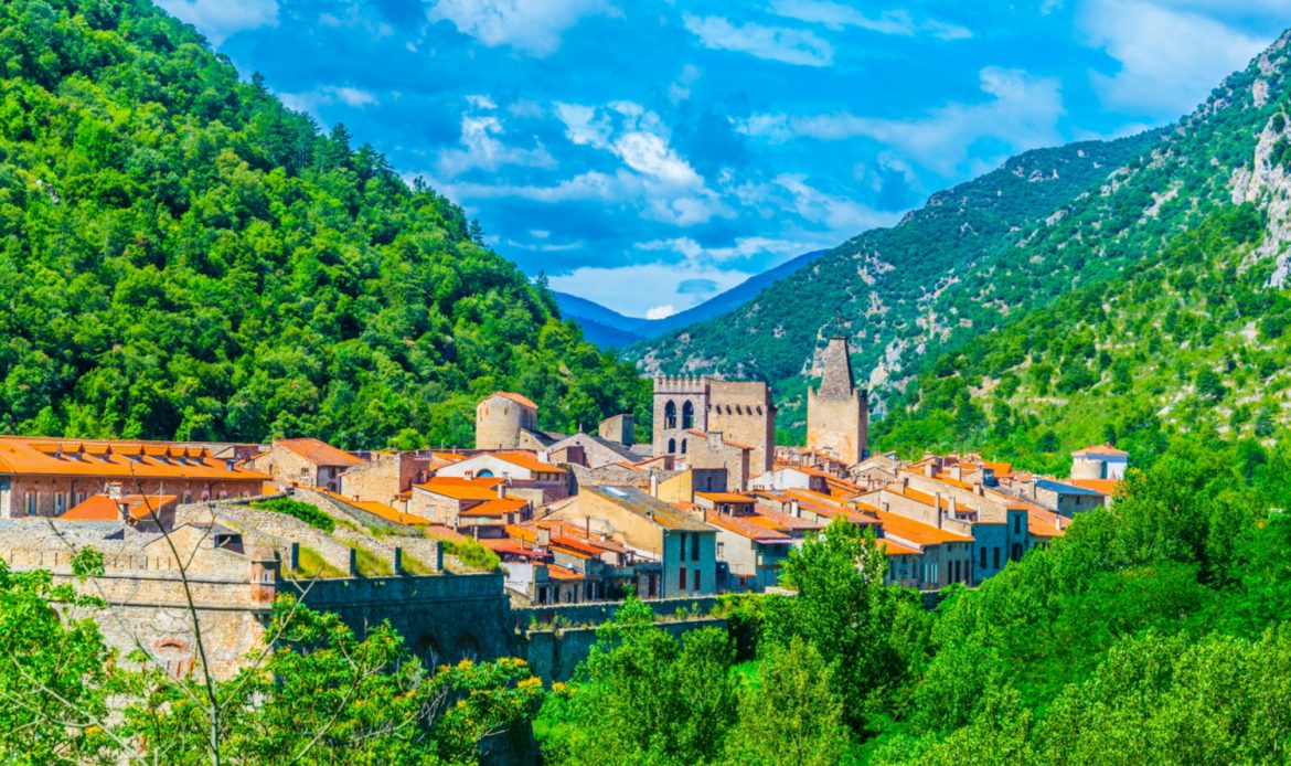 Top 10 des plus beaux villages autour de Perpignan - Chéri fais tes valises