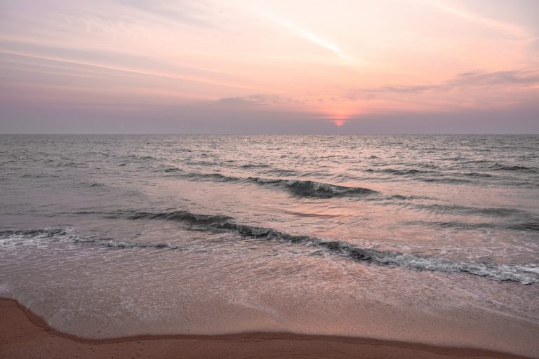 Top 8 des meilleurs spots pour un coucher de soleil à Nice - Chéri fais ...
