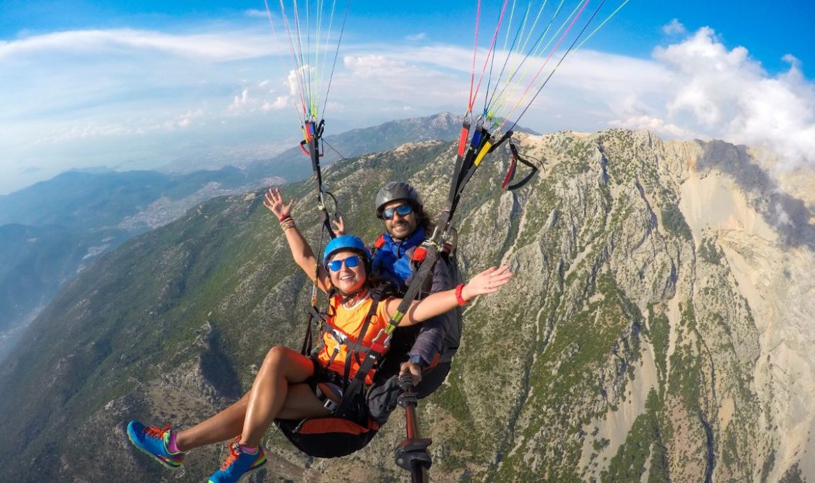Les 8 meilleurs endroits pour faire du parapente dans les Pyrénées ...