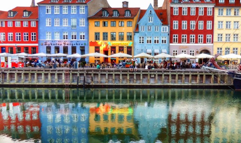 10 destinations où partir en Novembre en Europe en 2025 - Chéri fais ... 10 destinations où partir en Novembre en Europe en 2025 - Chéri fais ...